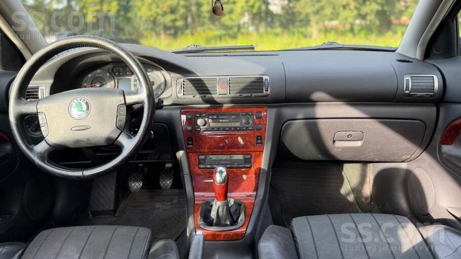 Pelēks Skoda Octavia 2002 Rīga, ar dzinēja tilpumu 2.50 L un nobraukumu 344 tūkst. km par 2100 €, foto 8 vietnē AUTOMOTO.COM.LV