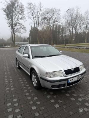 Pelēks Skoda Octavia 2003 Kauņa, ar dzinēja tilpumu 2.00 L un nobraukumu 285 tūkst. km par 799 €, foto 2 vietnē AUTOMOTO.COM.LV