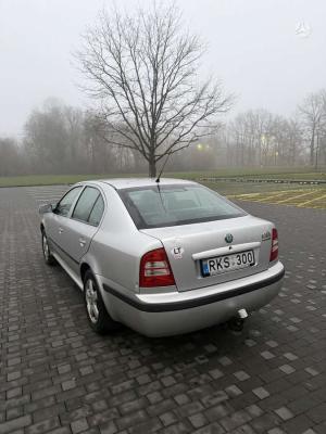 Pelēks Skoda Octavia 2003 Kauņa, ar dzinēja tilpumu 2.00 L un nobraukumu 285 tūkst. km par 799 €, foto 4 vietnē AUTOMOTO.COM.LV