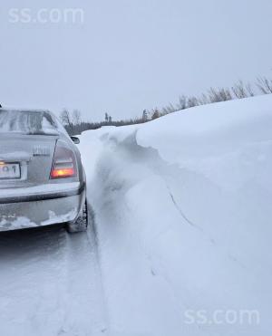 Pelēks Skoda Octavia 2003 Madona, ar dzinēja tilpumu 1.80 L un nobraukumu 471 tūkst. km par 2900 €, foto 5 vietnē AUTOMOTO.COM.LV