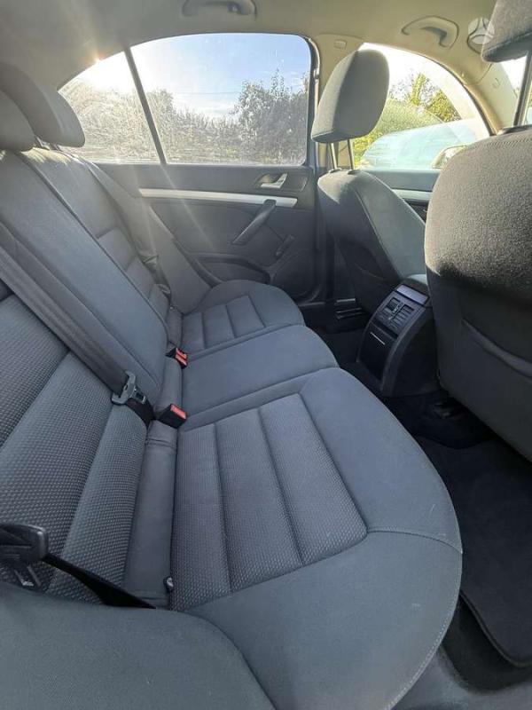 Grey Skoda Octavia 2004 in Alytus, with an engine capacity of 1.97 L and mileage of 231 thousand km for 1500 €, photo 5 on AUTOMOTO.COM.LV