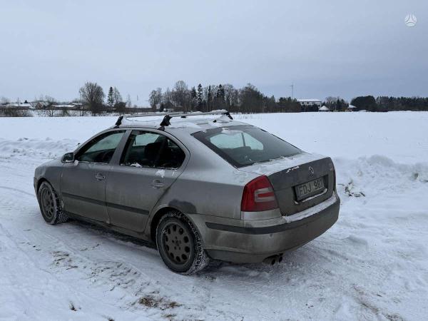 Серый Шкода Октавия 2005 в Паланга, объемом двигателя 2.00 л и пробегом 370 тыс. км за 699 €, фото 1 на AUTOMOTO.COM.LV