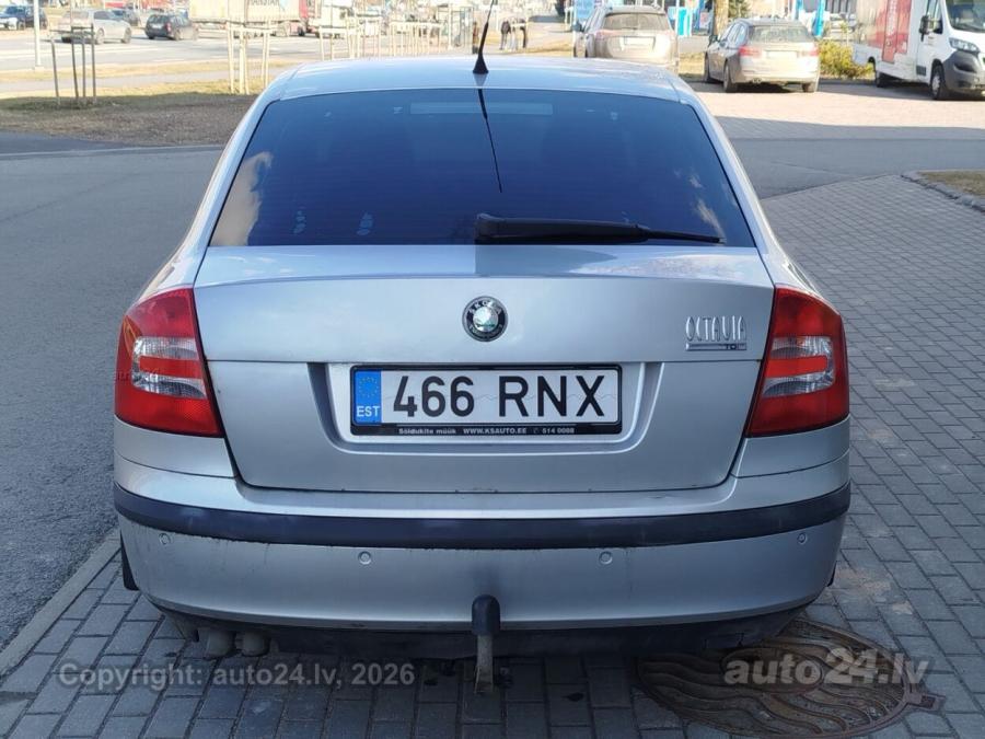 Grey Skoda Octavia 2005 in Tartu, with an engine capacity of 2.00 L and mileage of 286 thousand km for 2000 €, photo 5 on AUTOMOTO.COM.LV