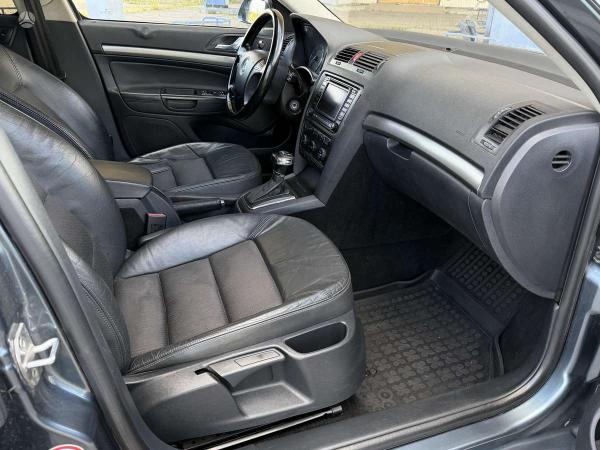 Grey Skoda Octavia 2005 in Vilnius, with an engine capacity of 1.97 L and mileage of 350 thousand km for 1850 €, photo 8 on AUTOMOTO.COM.LV