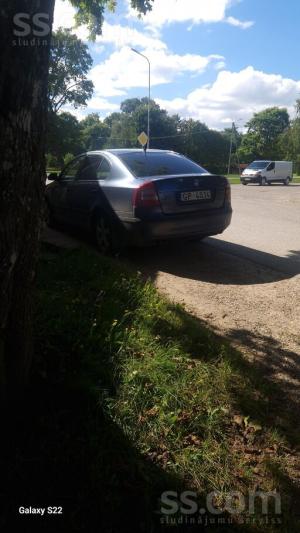 Pelēks Skoda Octavia 2005 Cēsis, ar dzinēja tilpumu 1.90 L un nobraukumu 418 tūkst. km par 500 €, foto 5 vietnē AUTOMOTO.COM.LV