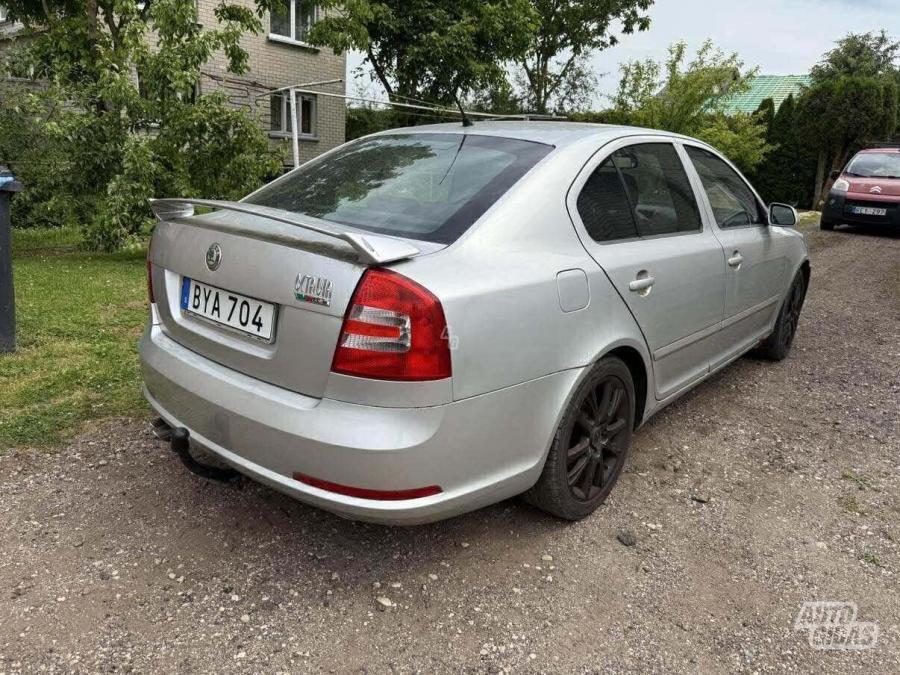 Серый Шкода Октавия 2006 в Укмерге, объемом двигателя 2.00 л и пробегом 250 тыс. км за 950 €, фото 4 на AUTOMOTO.COM.LV