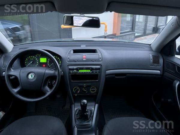 Pelēks Skoda Octavia 2006 Rīga, ar dzinēja tilpumu 1.40 L un nobraukumu 141 tūkst. km par 2150 €, foto 5 vietnē AUTOMOTO.COM.LV