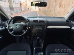 Серый Шкода Октавия 2006 в Цесис, объемом двигателя 1.90 л и пробегом 0 тыс. км за 1990 €, фото 15 на AUTOMOTO.COM.LV