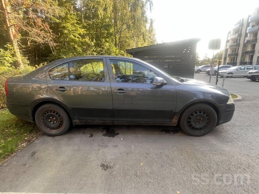 Grey Skoda Octavia 2007 in Riga, with an engine capacity of 1.90 L and mileage of 350 thousand km for 1000 €, photo 1 on AUTOMOTO.COM.LV