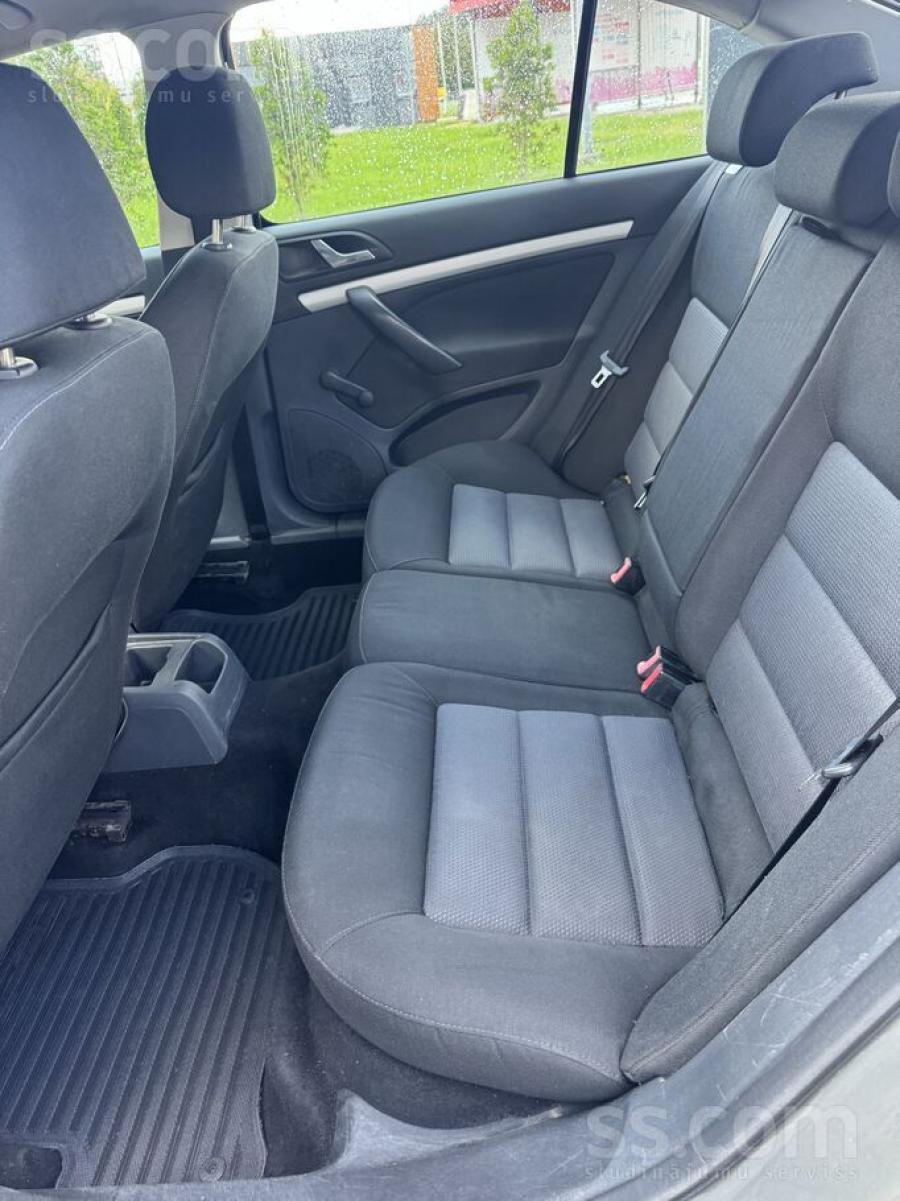 Pelēks Skoda Octavia 2007 Rīga, ar dzinēja tilpumu 1.90 L un nobraukumu 338 tūkst. km par 1100 €, foto 9 vietnē AUTOMOTO.COM.LV