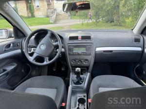 Pelēks Skoda Octavia 2007 Rīga, ar dzinēja tilpumu 1.90 L un nobraukumu 338 tūkst. km par 1100 €, foto 11 vietnē AUTOMOTO.COM.LV