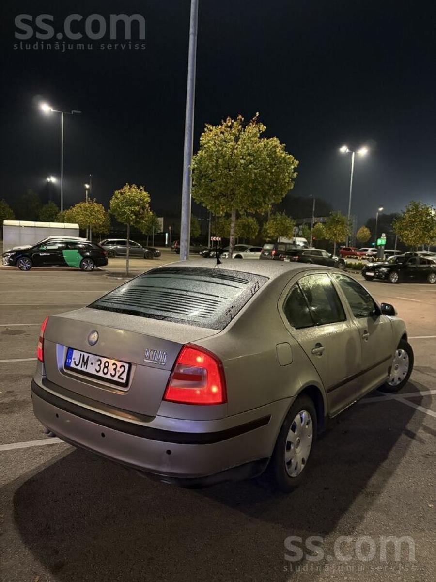 Grey Skoda Octavia 2007 in Riga, with an engine capacity of 1.90 L and mileage of 341 thousand km for 1100 €, photo 4 on AUTOMOTO.COM.LV