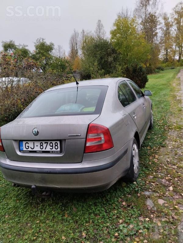 Skoda Octavia 2007 in Bauska on AUTOMOTO.COM.LV Grey Skoda Octavia 2007 in Bauska, with an engine capacity of 1.90 L and mileage of 340 thousand km for 1500 €, photo 3 on AUTOMOTO.COM.LV