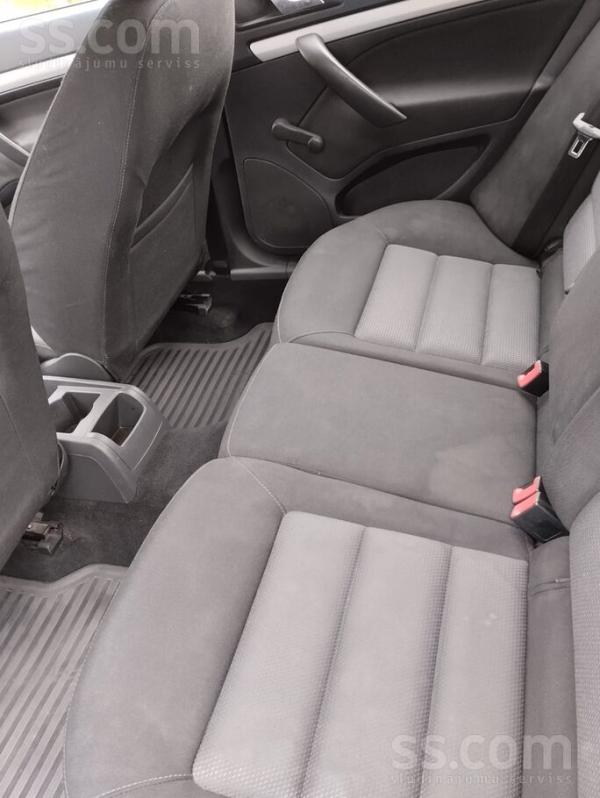 Skoda Octavia 2007 in Bauska on AUTOMOTO.COM.LV Grey Skoda Octavia 2007 in Bauska, with an engine capacity of 1.90 L and mileage of 340 thousand km for 1500 €, photo 7 on AUTOMOTO.COM.LV