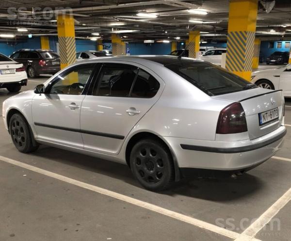 Grey Skoda Octavia 2008 in Riga, with an engine capacity of 1.90 L and mileage of 127 thousand km for 3350 €, photo 3 on AUTOMOTO.COM.LV