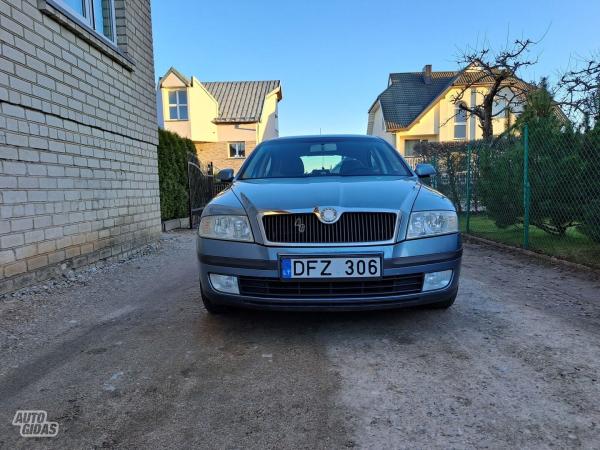 Grey Skoda Octavia 2008 in Telschi, with an engine capacity of 2.00 L and mileage of 320 thousand km for 1000 €, photo 2 on AUTOMOTO.COM.LV