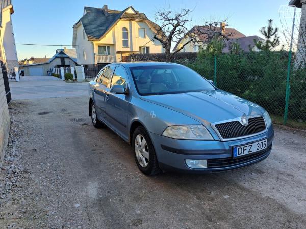 Grey Skoda Octavia 2008 in Telschi, with an engine capacity of 2.00 L and mileage of 320 thousand km for 1000 €, photo 3 on AUTOMOTO.COM.LV