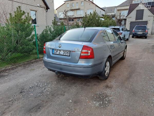 Grey Skoda Octavia 2008 in Telschi, with an engine capacity of 2.00 L and mileage of 320 thousand km for 1000 €, photo 6 on AUTOMOTO.COM.LV