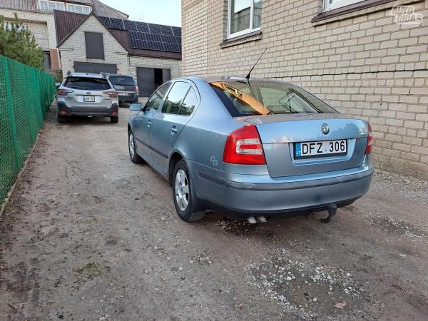 Grey Skoda Octavia 2008 in Telschi, with an engine capacity of 2.00 L and mileage of 320 thousand km for 1000 €, photo 8 on AUTOMOTO.COM.LV