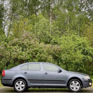 Grey Skoda Octavia 2008 in Jelgava, with an engine capacity of 1.60 L and mileage of 159 thousand km for 2750 €, photo 11 on AUTOMOTO.COM.LV