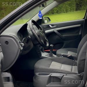 Grey Skoda Octavia 2008 in Jelgava, with an engine capacity of 1.60 L and mileage of 159 thousand km for 2750 €, photo 13 on AUTOMOTO.COM.LV