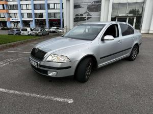 Grey Skoda Octavia 2008 in Klaipeda, with an engine capacity of 1.90 L and mileage of 246 thousand km for 1800 €, photo 3 on AUTOMOTO.COM.LV