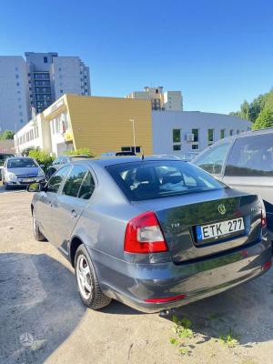 Grey Skoda Octavia 2009 in Vilnius, with an engine capacity of 1.90 L and mileage of 280 thousand km for 900 €, photo 7 on AUTOMOTO.COM.LV