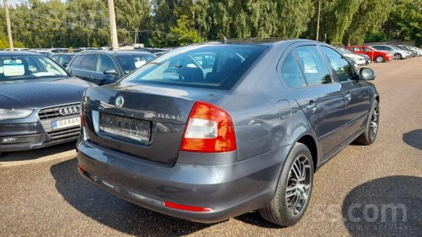 Pelēks Skoda Octavia 2009 Rīga, ar dzinēja tilpumu 1.90 L un nobraukumu 0 tūkst. km par 3150 €, foto 4 vietnē AUTOMOTO.COM.LV