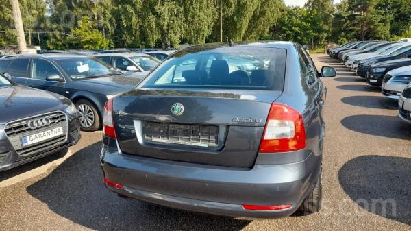 Pelēks Skoda Octavia 2009 Rīga, ar dzinēja tilpumu 1.90 L un nobraukumu 0 tūkst. km par 3150 €, foto 6 vietnē AUTOMOTO.COM.LV