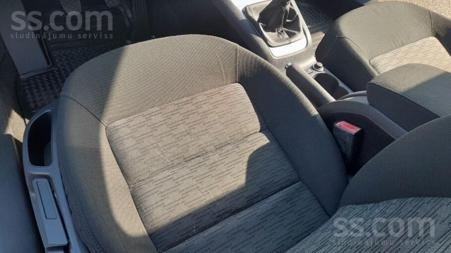 Pelēks Skoda Octavia 2009 Rīga, ar dzinēja tilpumu 1.90 L un nobraukumu 0 tūkst. km par 3150 €, foto 13 vietnē AUTOMOTO.COM.LV