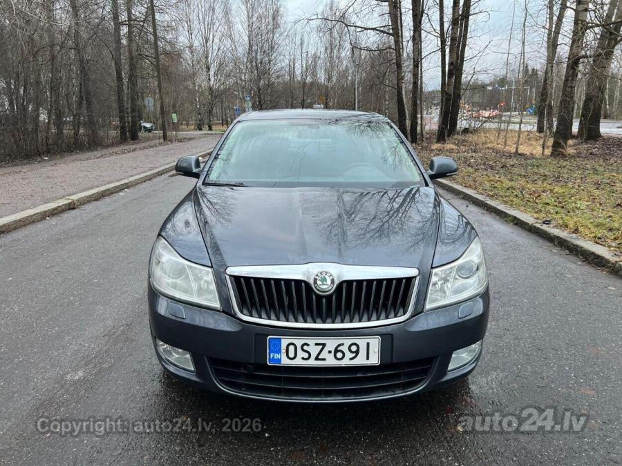 Grey Skoda Octavia 2010 in Tallinn, with an engine capacity of 1.20 L and mileage of 266 thousand km for 3000 €, photo 1 on AUTOMOTO.COM.LV