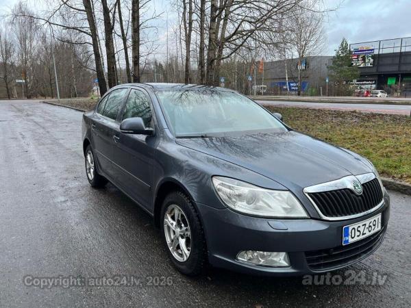 Grey Skoda Octavia 2010 in Tallinn, with an engine capacity of 1.20 L and mileage of 266 thousand km for 3000 €, photo 3 on AUTOMOTO.COM.LV