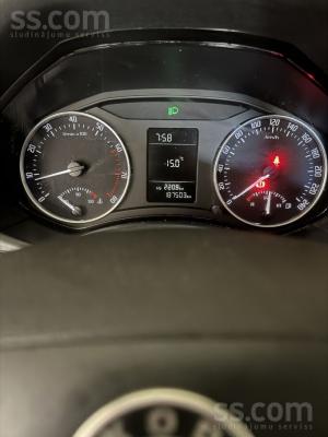 Pelēks Skoda Octavia 2010 Rīga, ar dzinēja tilpumu 1.60 L un nobraukumu 190 tūkst. km par 2600 €, foto 8 vietnē AUTOMOTO.COM.LV