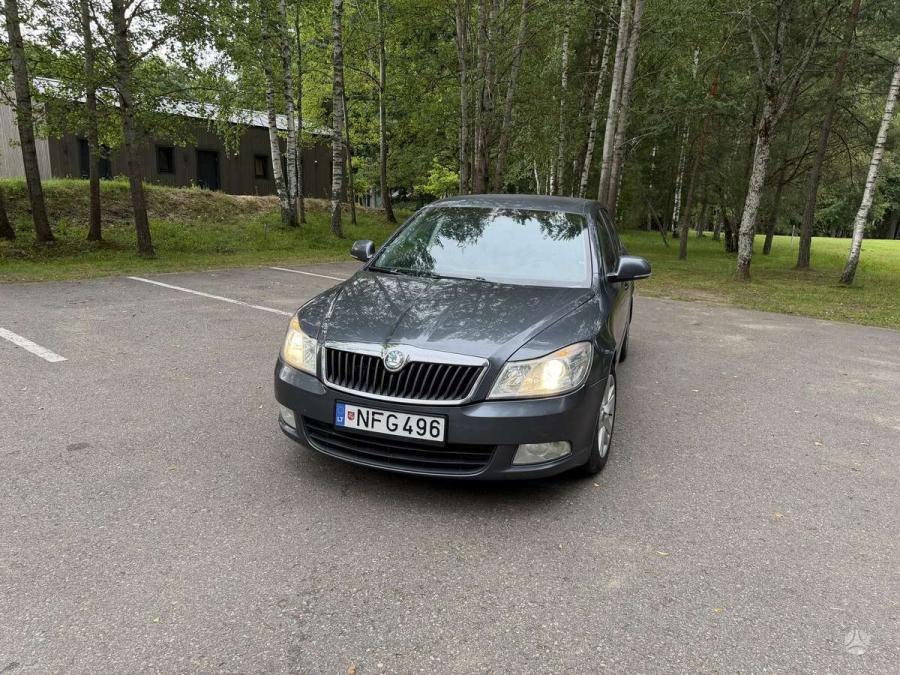 Серый Шкода Октавия 2010 в Вильнюс, объемом двигателя 1.90 л и пробегом 380 тыс. км за 2700 €, фото 6 на AUTOMOTO.COM.LV