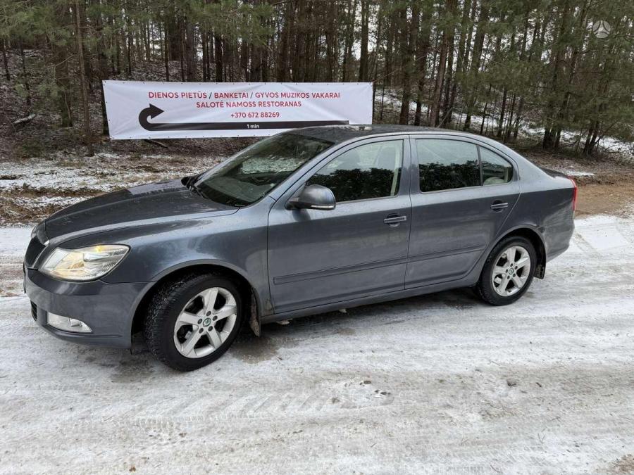 Pelēks Skoda Octavia 2011 Viļņa, ar dzinēja tilpumu 1.39 L un nobraukumu 177 tūkst. km par 3150 €, foto 1 vietnē AUTOMOTO.COM.LV
