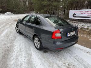 Pelēks Skoda Octavia 2011 Viļņa, ar dzinēja tilpumu 1.39 L un nobraukumu 177 tūkst. km par 3150 €, foto 8 vietnē AUTOMOTO.COM.LV