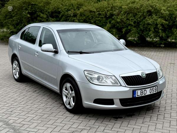 Grey Skoda Octavia 2011 in Vilnius, with an engine capacity of 0.00 L and mileage of 243 thousand km for 3200 €, photo 2 on AUTOMOTO.COM.LV