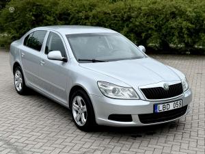 Grey Skoda Octavia 2011 in Vilnius, with an engine capacity of 0.00 L and mileage of 243 thousand km for 3200 €, photo 3 on AUTOMOTO.COM.LV
