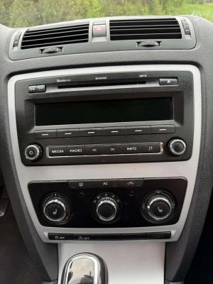 Grey Skoda Octavia 2011 in Vilnius, with an engine capacity of 0.00 L and mileage of 243 thousand km for 3200 €, photo 16 on AUTOMOTO.COM.LV