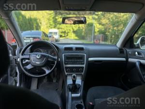 Серый Шкода Октавия 2011 в Рига, объемом двигателя 1.60 л и пробегом 268 тыс. км за 2150 €, фото 15 на AUTOMOTO.COM.LV