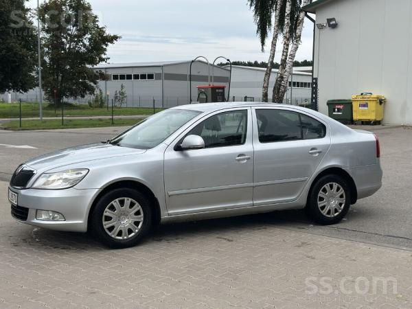 Skoda Octavia 2011 Rīga vietnē Pelēks Skoda Octavia 2011 Rīga, ar dzinēja tilpumu 1.60 L un nobraukumu 307 tūkst. km par 1790 €, foto 5 vietnē AUTOMOTO.COM.LV