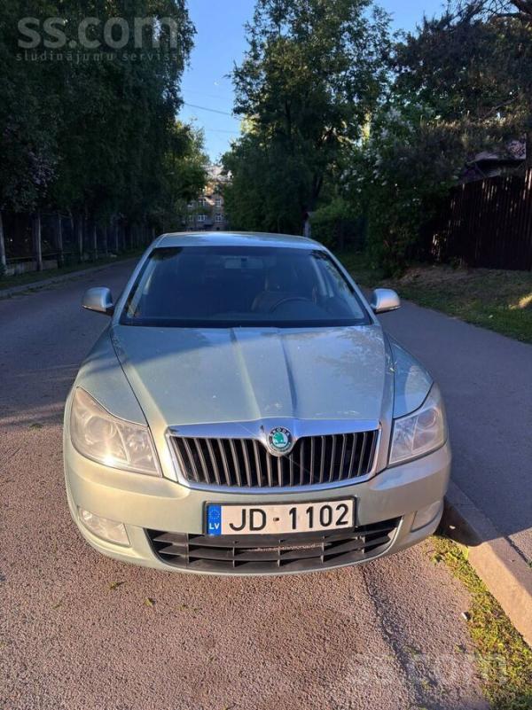 Серый Шкода Октавия 2012 в Рига, объемом двигателя 1.60 л и пробегом 475 тыс. км за 2600 €, фото 9 на AUTOMOTO.COM.LV
