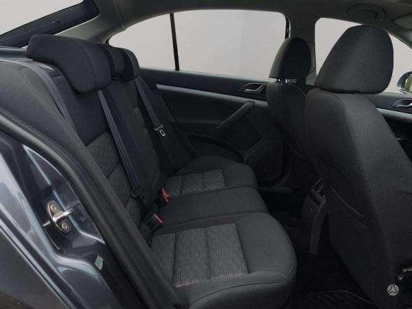 Grey Skoda Octavia 2012 in Vilnius, with an engine capacity of 1.80 L and mileage of 206 thousand km for 5999 €, photo 9 on AUTOMOTO.COM.LV