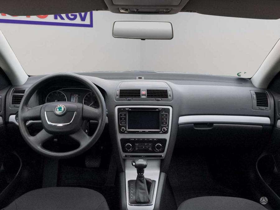 Grey Skoda Octavia 2012 in Vilnius, with an engine capacity of 1.80 L and mileage of 206 thousand km for 5999 €, photo 13 on AUTOMOTO.COM.LV