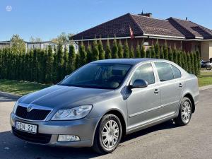 Grey Skoda Octavia 2012 in Vilnius, with an engine capacity of 1.60 L and mileage of 330 thousand km for 2400 €, photo  on AUTOMOTO.COM.LV