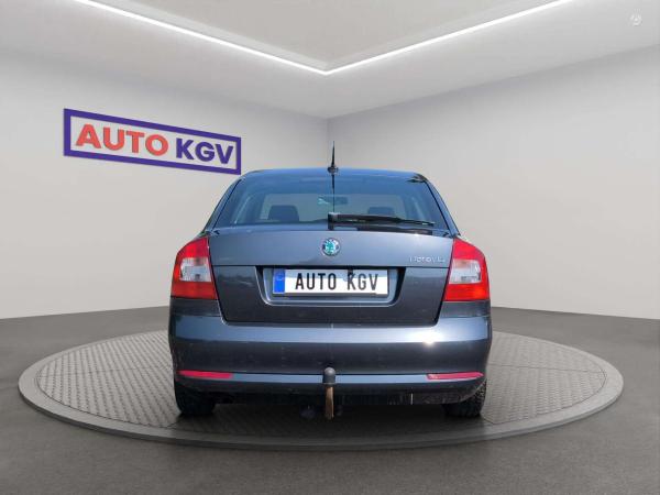 Grey Skoda Octavia 2012 in Vilnius, with an engine capacity of 1.80 L and mileage of 206 thousand km for 5999 €, photo 5 on AUTOMOTO.COM.LV