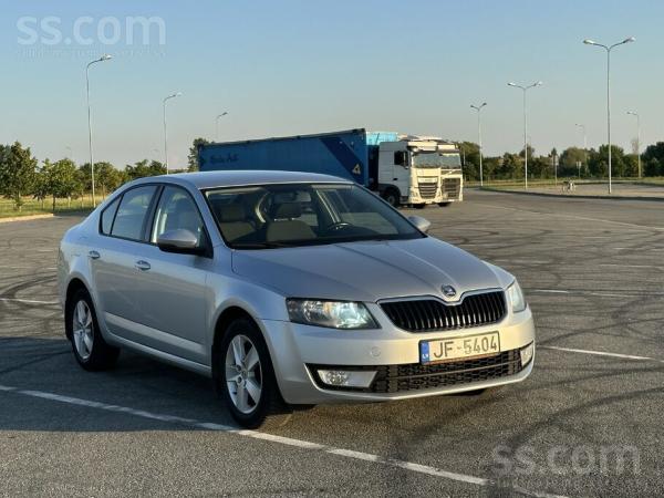 Grey Skoda Octavia 2013 in Riga, with an engine capacity of 1.60 L and mileage of 264 thousand km for 4000 €, photo 1 on AUTOMOTO.COM.LV