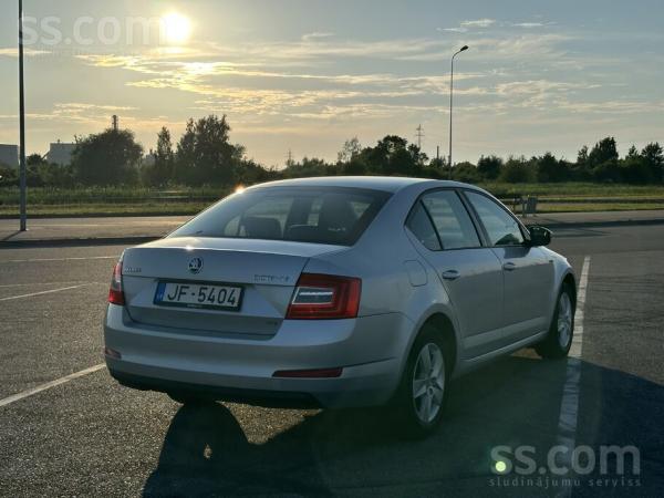 Grey Skoda Octavia 2013 in Riga, with an engine capacity of 1.60 L and mileage of 264 thousand km for 4000 €, photo 7 on AUTOMOTO.COM.LV