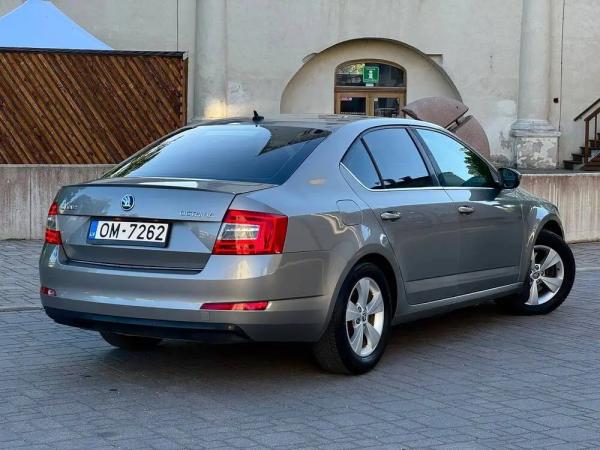 Grey Skoda Octavia 2013 in Jelgava, with an engine capacity of 1.80 L and mileage of 280 thousand km for 7690 €, photo 2 on AUTOMOTO.COM.LV