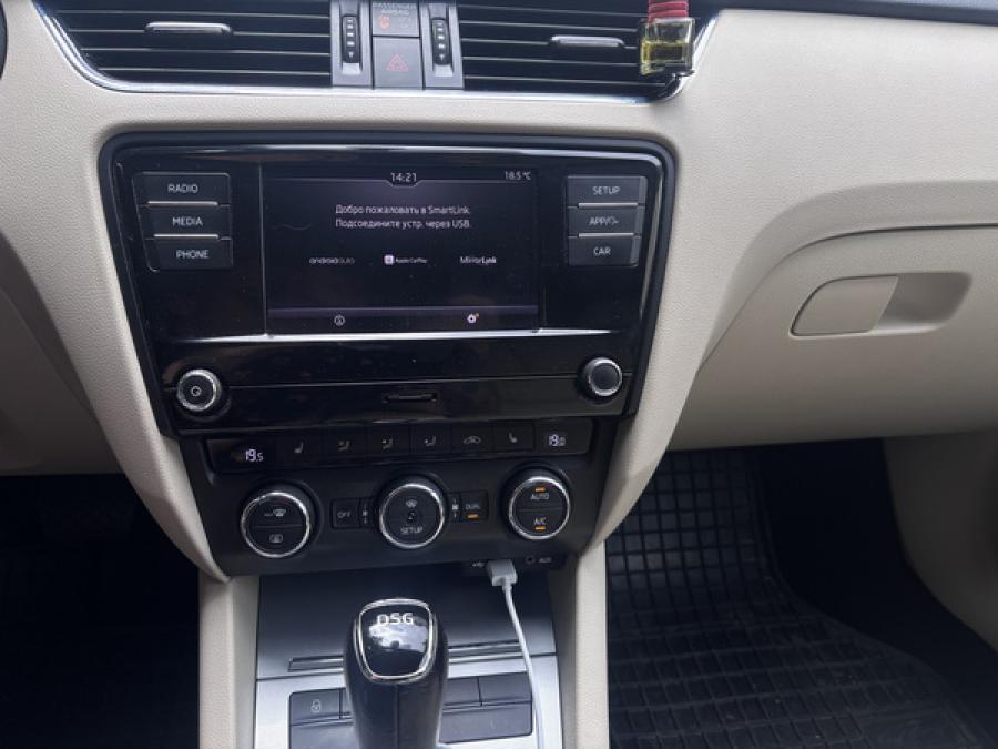 Pelēks Skoda Octavia 2013 Tallina, ar dzinēja tilpumu 1.60 L un nobraukumu 344 tūkst. km par 5000 €, foto 8 vietnē AUTOMOTO.COM.LV